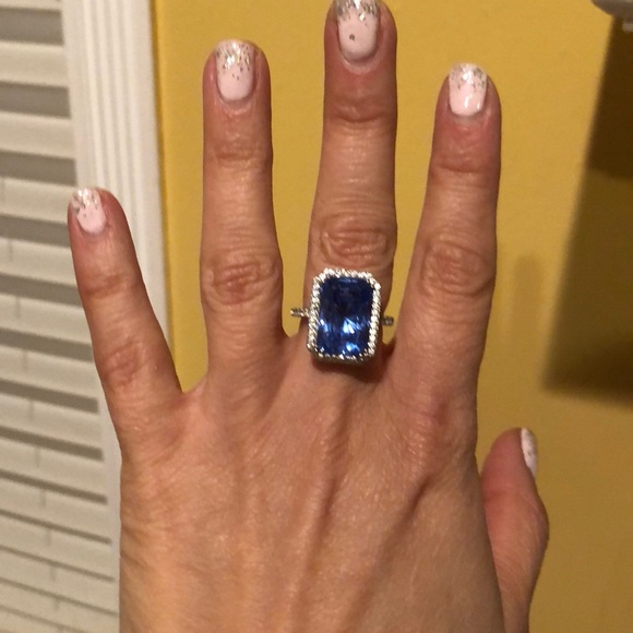 HSN | Jewelry | Hsn Gorgeous Blue Ring Size 6 | Poshmark